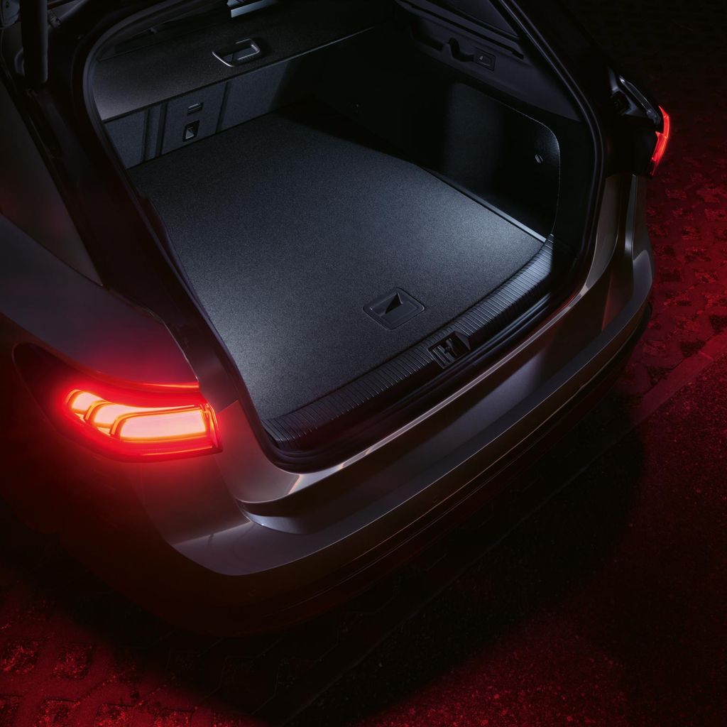 Der neue VW ID.7 Tourer | IQ.LIGHT LED-Matrix-Scheinwerfer | Volkswagen ...