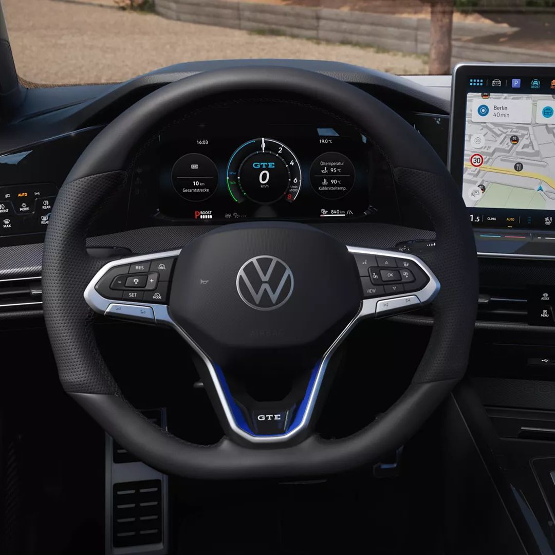 Der neue VW Golf GTE | Spurhalteassistent „Lane Assist“ und ...