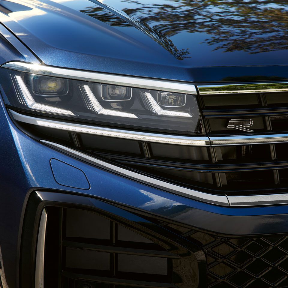 IQ.LIGHT-LED-Matrix-Scheinwerfer