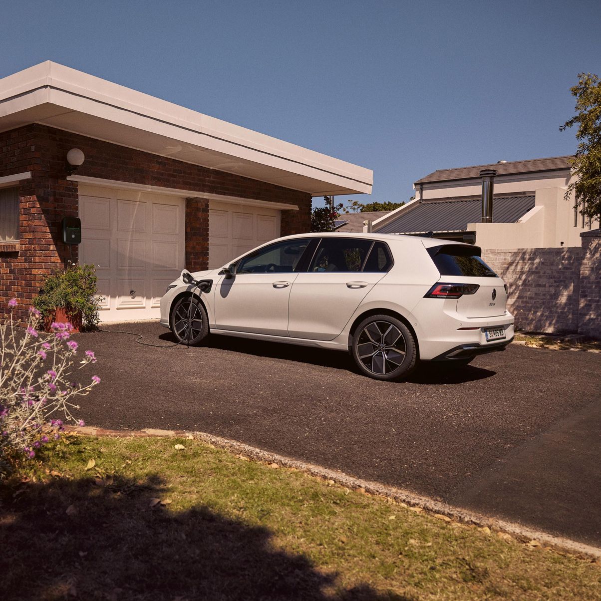 Der neue VW Golf | Dynamischer Fernlichtassistent „Dynamic Light Assist“